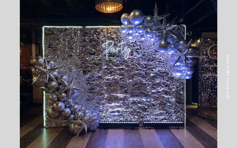 Top 10 mẫu backdrop chụp ảnh đẹp “gây bão” mọi sự kiện, lễ kỷ niệm